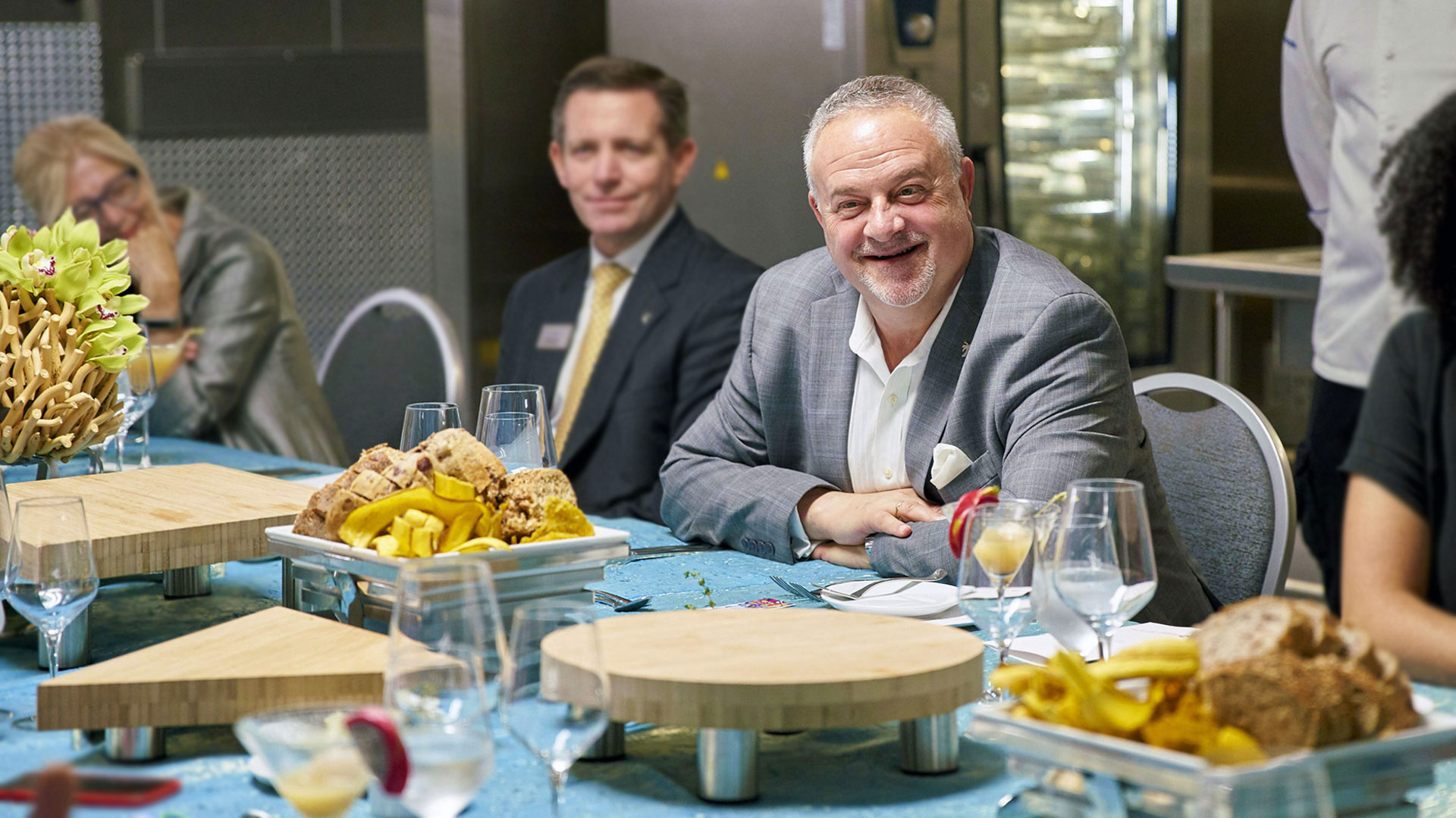 MDC Alum Launches ‘Miami Eats’ to Support Restaurant Recovery | MDC News